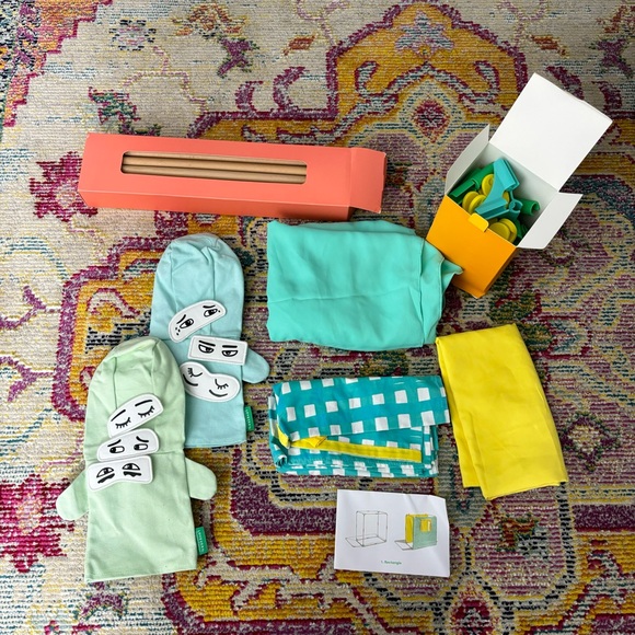 LOVEVERY | Toys | Lovevery Storyteller Puppet Theater And Fort Covers ...